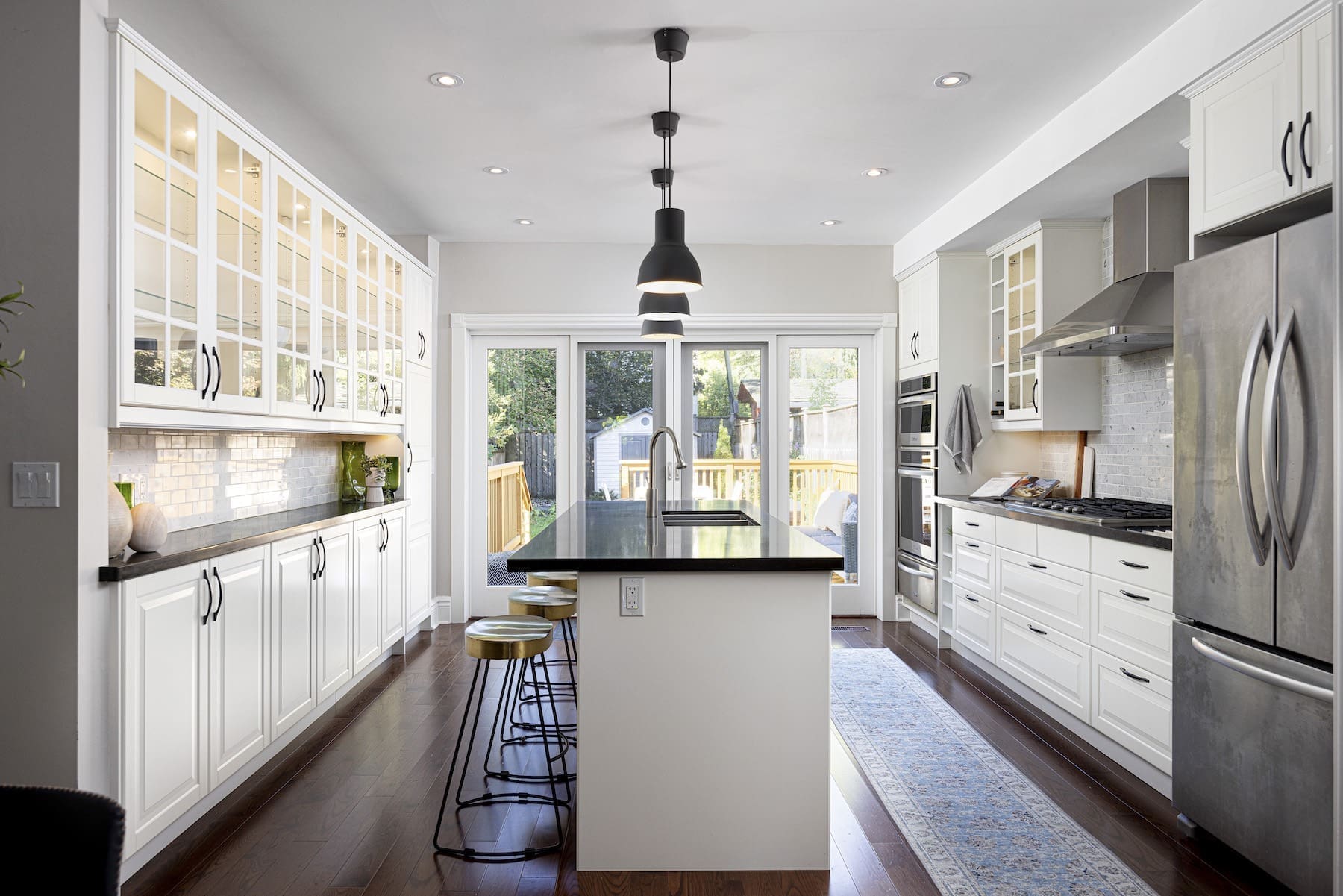 Kitchen Staging Tips for 2026 in Toronto Homes | DeClute Real Estate